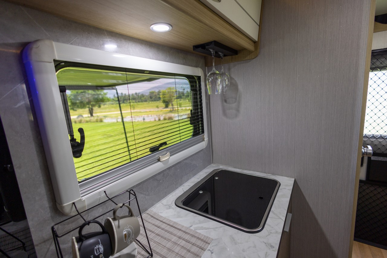 King Class - Ute Cabin